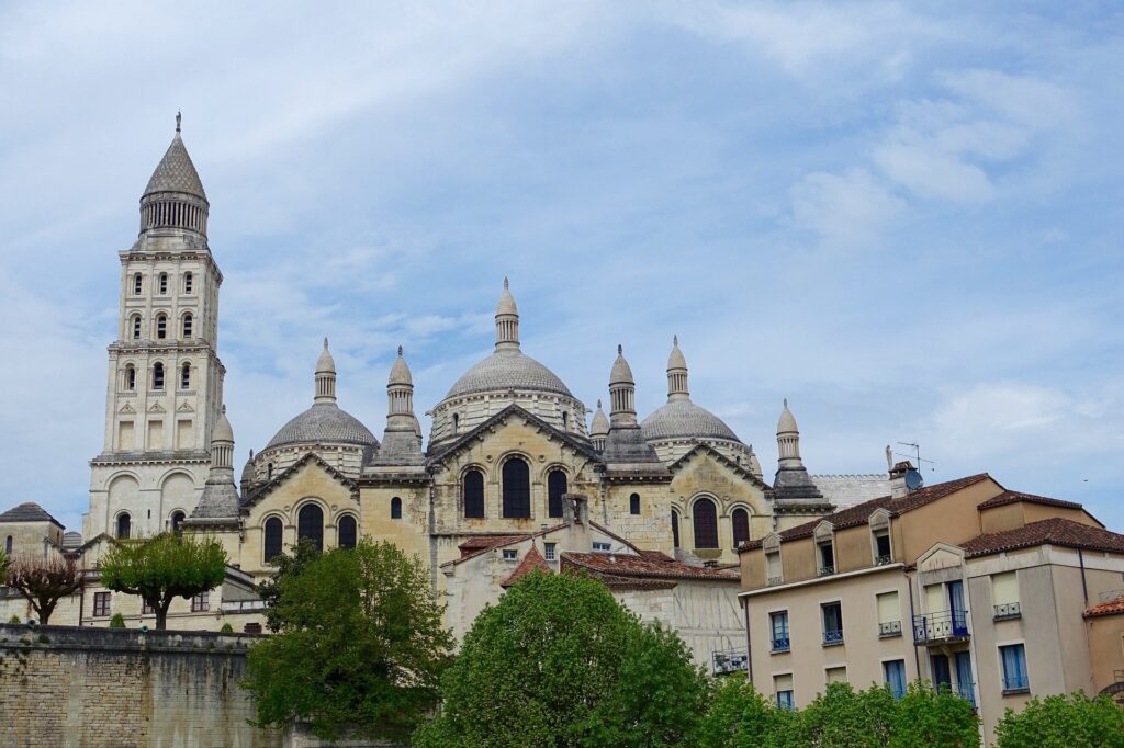 N°1 Périgueux Walking Tour (2h) - Guides France - The Best of France