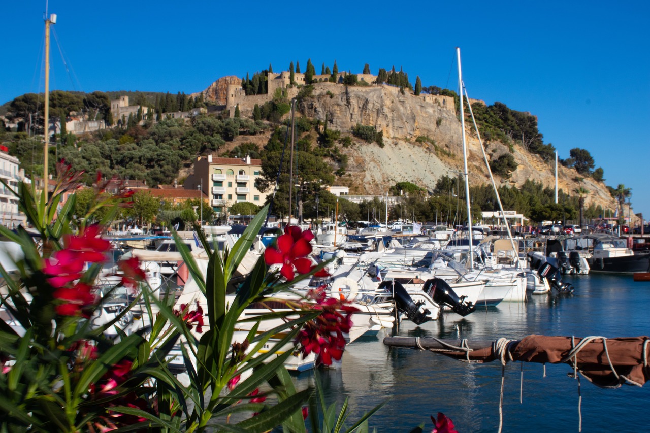 Visit Cassis with a guide - Guides France